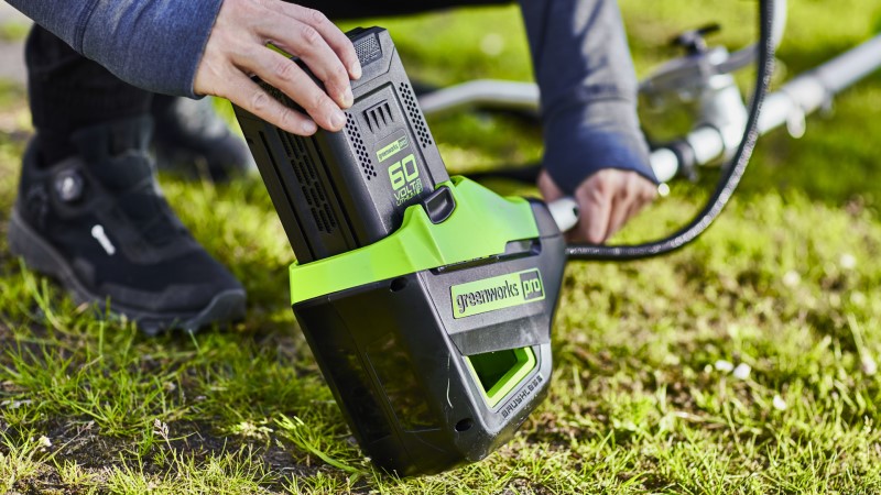 Купить Триммер аккумуляторный Greenworks GD60BCB, 60V, 40 см, без АКБ и ...